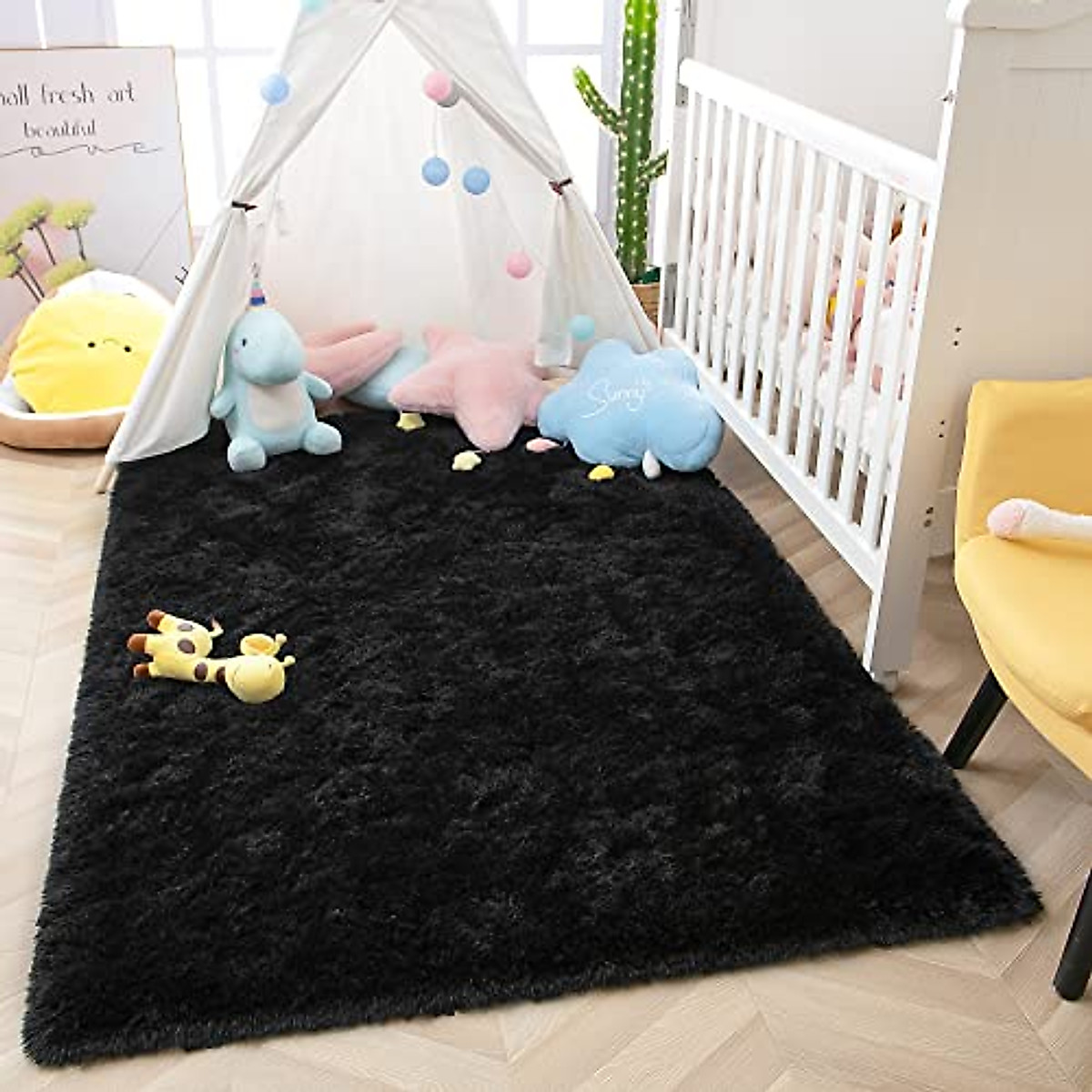 Rostyle Super Soft Fluffy Area Rugs for Bedroom Living Room, 4 ft x 6 ft Shaggy Floor Carpets Shag Christmas Rug for Girls Boys Furry Home Decorative Rugs, Black