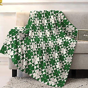 Luxury Extra Soft Throw Blanket St. Patrick's Day Clover Pattern Flannel Fleece Reversible Blankets Weighted Super Warm Cozy Couch Blanket 40x50Inches
