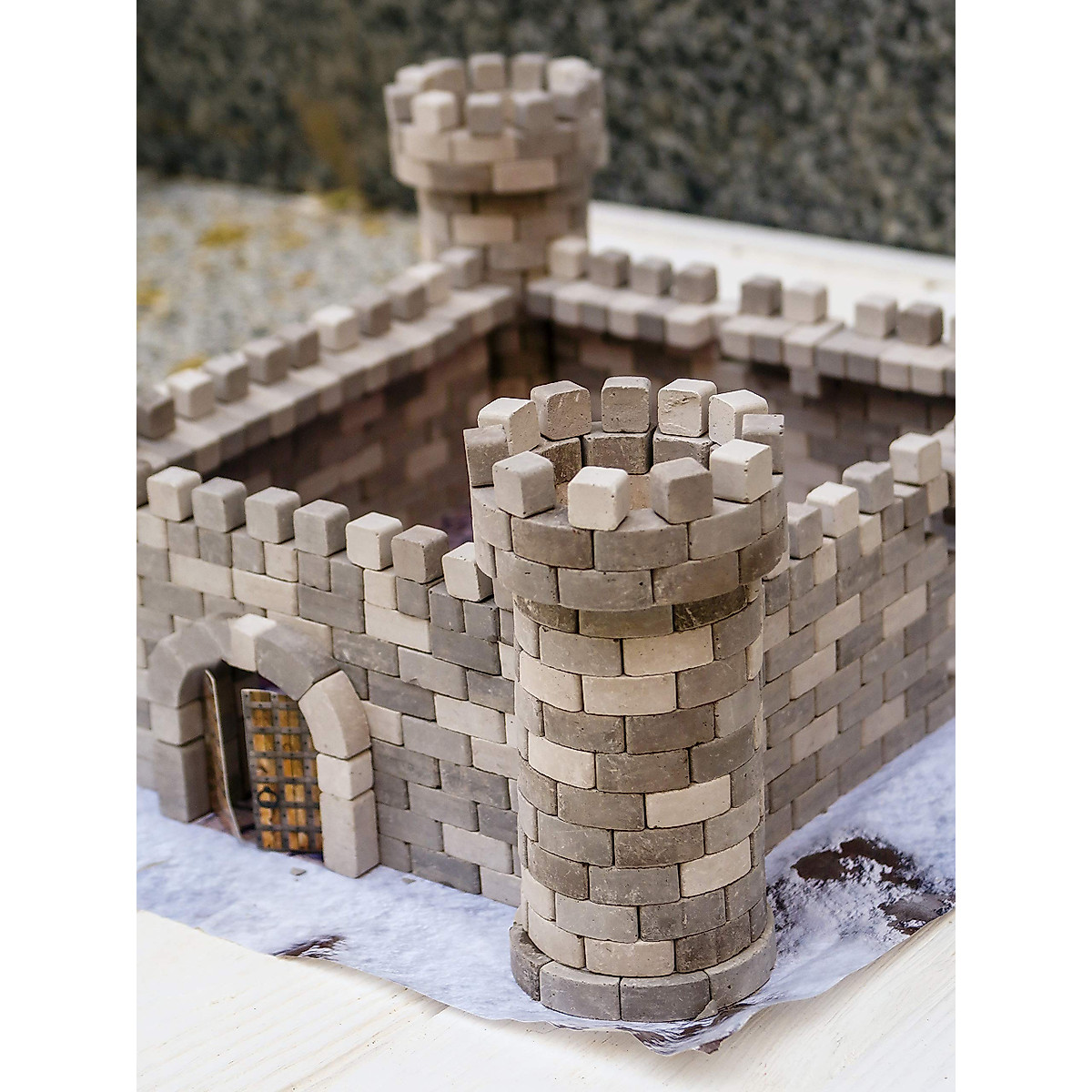 Wise Elk Toy Eagle Nest Castle Educational Gift Construction Set, Real Plaster Bricks, Gypsum Reusable Building Kit, 870 Piece