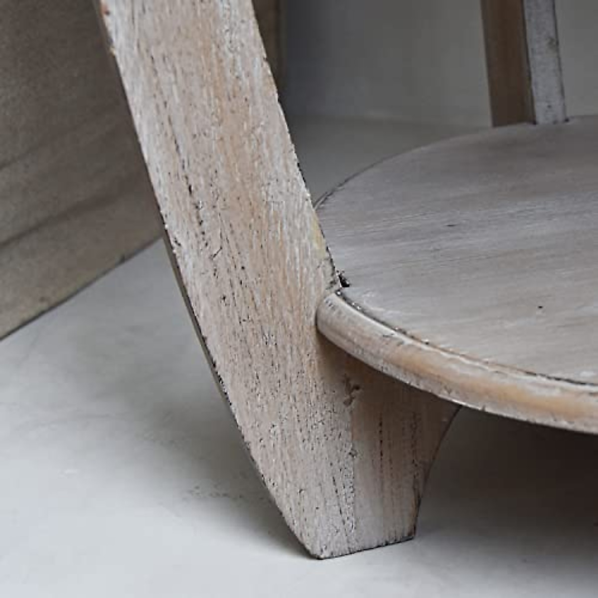 COZAYH Rustic Farmhouse end Table with Storage Shelf, French Country Accent Side Table for Family, Dinning or Living Room, Small Spaces, Modern, Round, Vintage Grey Finish.