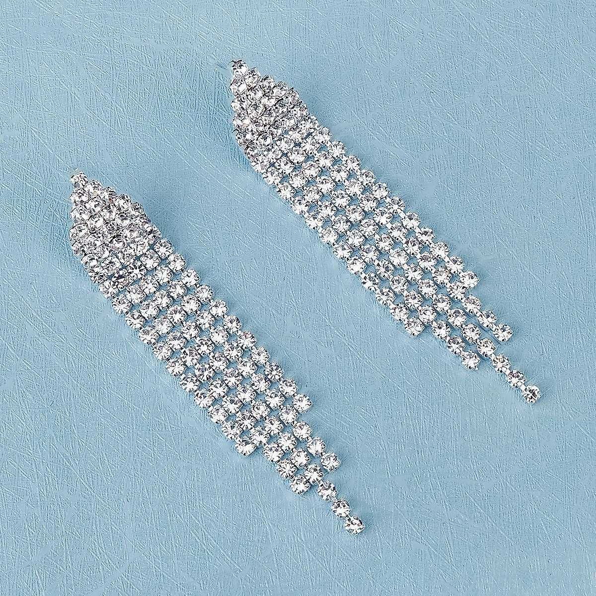 Mlouye Silver Tone Clear Rhinestone Chandelier Dangle Earrings for Women, Triangle Dangling Fringe Crystals Pierced Earring for Prom Party Jewelry