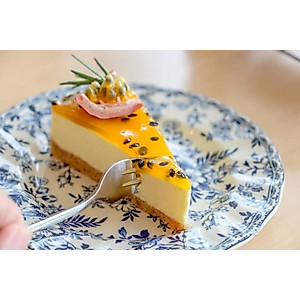 Al Amin Foods Vonbee Passion Fruit Honey Puree. One Bottles 42.32oz/ 2.6lb. Quite good and very versatile.