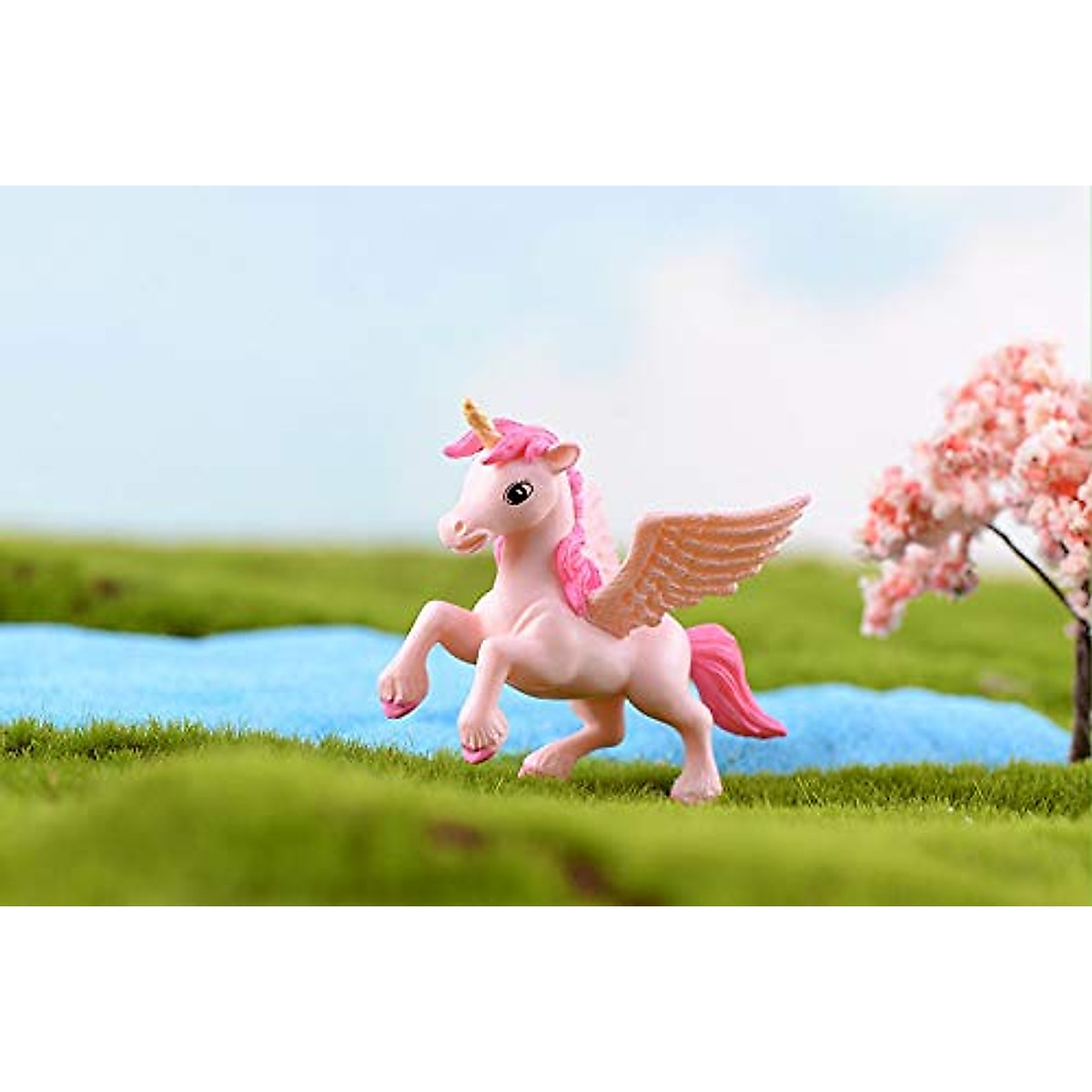 Hiawbon Mini Animals Miniature Figurines Animals Model Fairy Garden Miniature Moss Landscape Cake Topper DIY Terrarium Crafts Ornament Accessories for Home Decoration