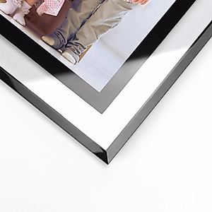 Serwrsw Glass Picture Frame for 5x7 inch Photo, 4 Pack Clear Frame with Black Stripe Decor, Vertical or Horizontal on Tabletop