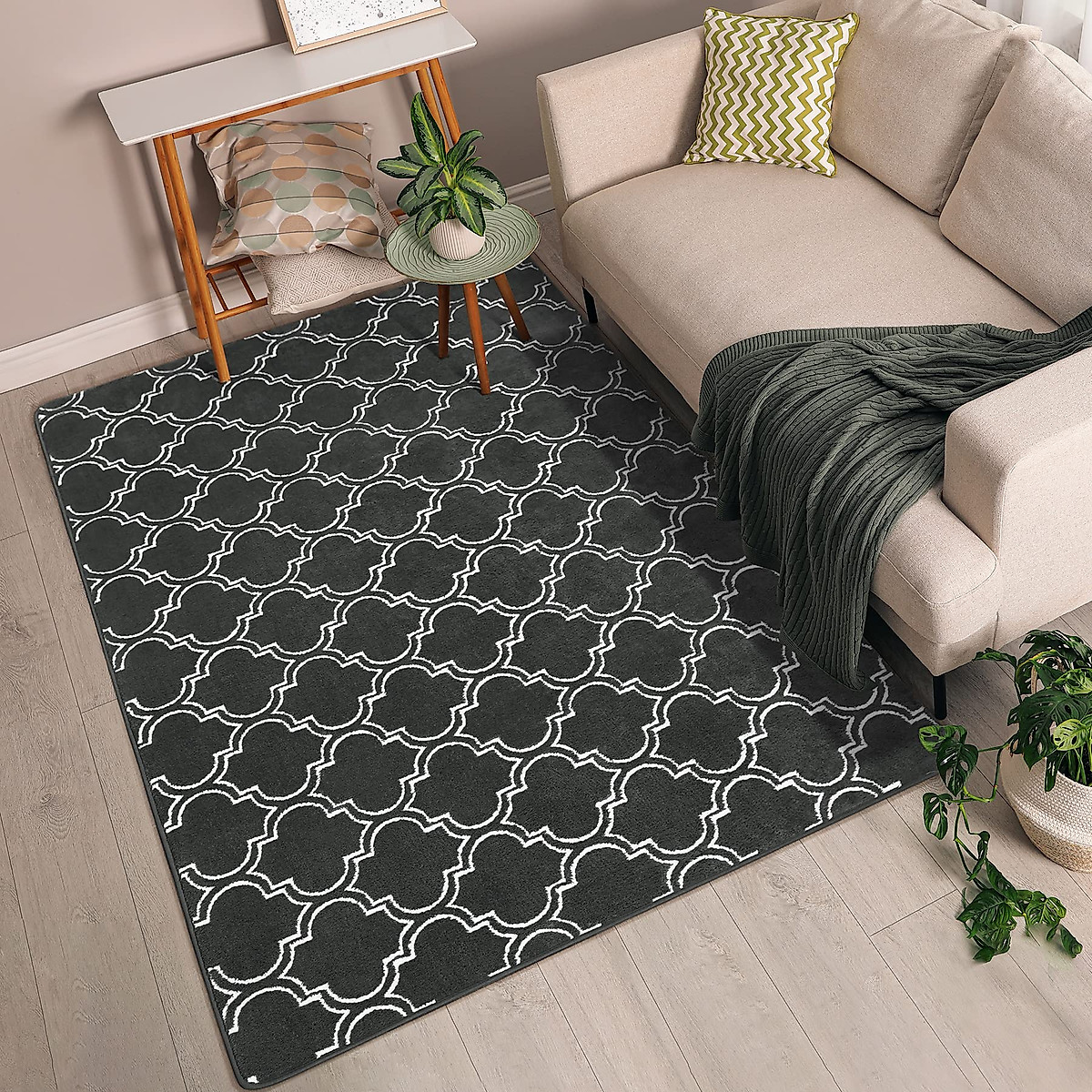 Chicrug Shag Geometric Modern Area Rug for Bedroom, 4x6 Feet Memory Foam Indoor Carpet, Fluffy Rug for Living room Bedside Room Decor for Family Girls Kids Nursery Play Mat, Dark Grey/White