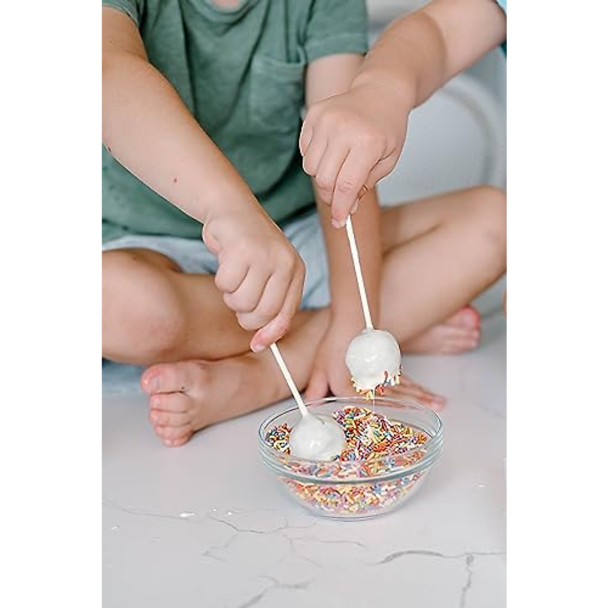 Gluten-Free Vanilla Cake Pop Kit - White Chocolate Coating Copy