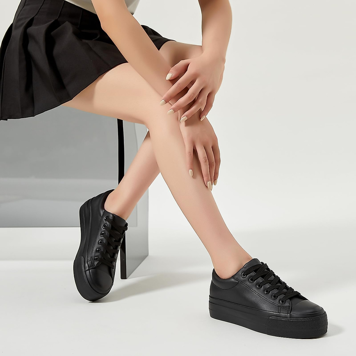 BABUDOG Womens Synthetic Leather Platform Sneakers,White Platform Shoes,Lace-up Tennis Shoes for Women,Comfortable Casual Shoes(Full Black.US6)