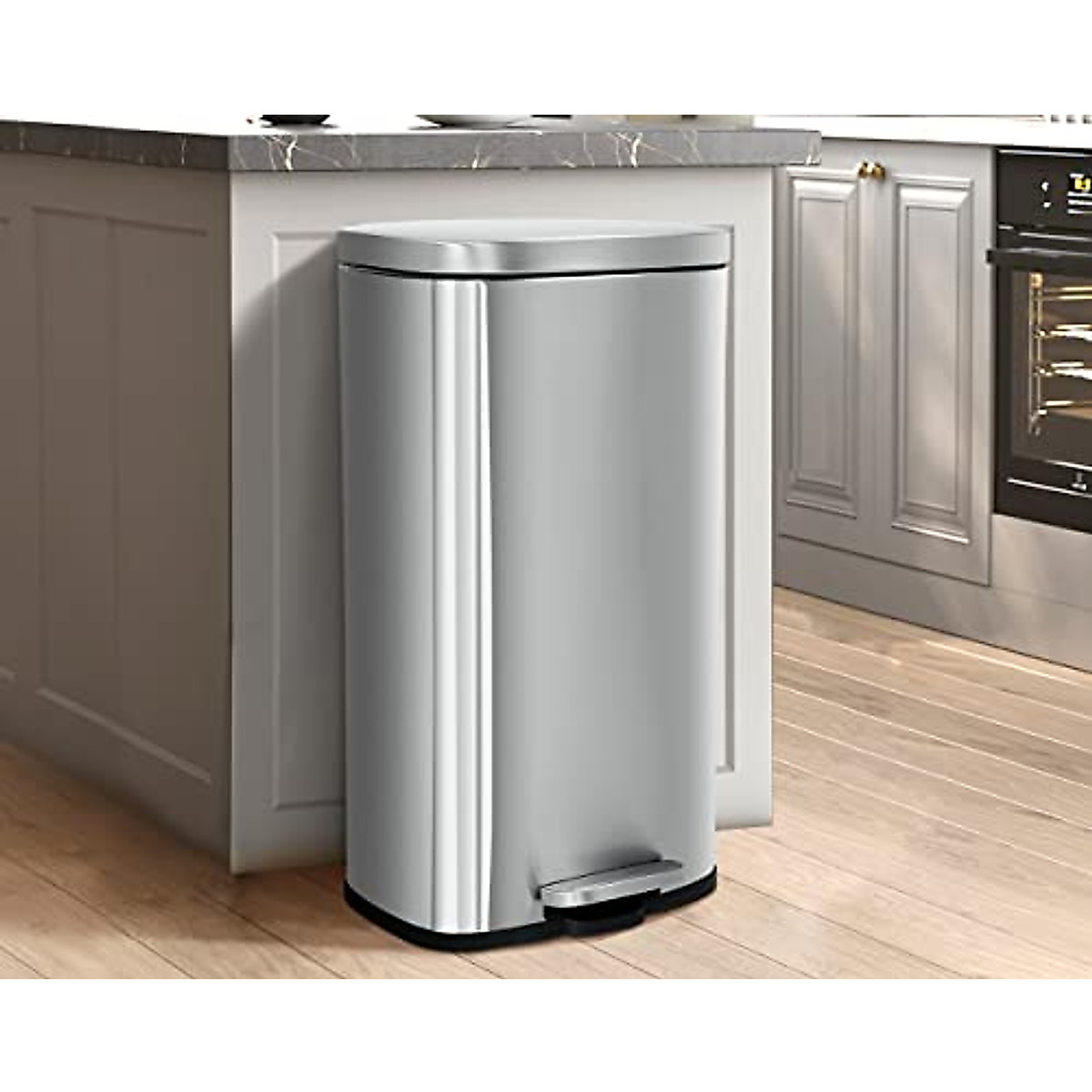 8 Gallon Kitchen Trash Can with Lid, Fingerprint-Proof Stainless Steel Trash Can Step-On Pedal Garbage Can with Removable Wastebasket for Office, Home and Kitchen, Soft Close, Recycle, 30 Liter