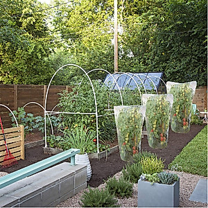 HHTHH 2pcs 3.9x5.9ft Garden Netting Bags with Drawstring Plant Mesh Cover Protect Vegetable Fruit Trees from Insect Birds