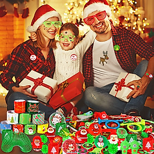 200Pcs Christmas Party Favors Assortment Toys for Kids Stocking Stuffers Birthday Party Gifts Carnival Prizes Goodie Bag Pinata Fillers Treasure Box School Classroom Rewards Christmas Theme Toys Bulk