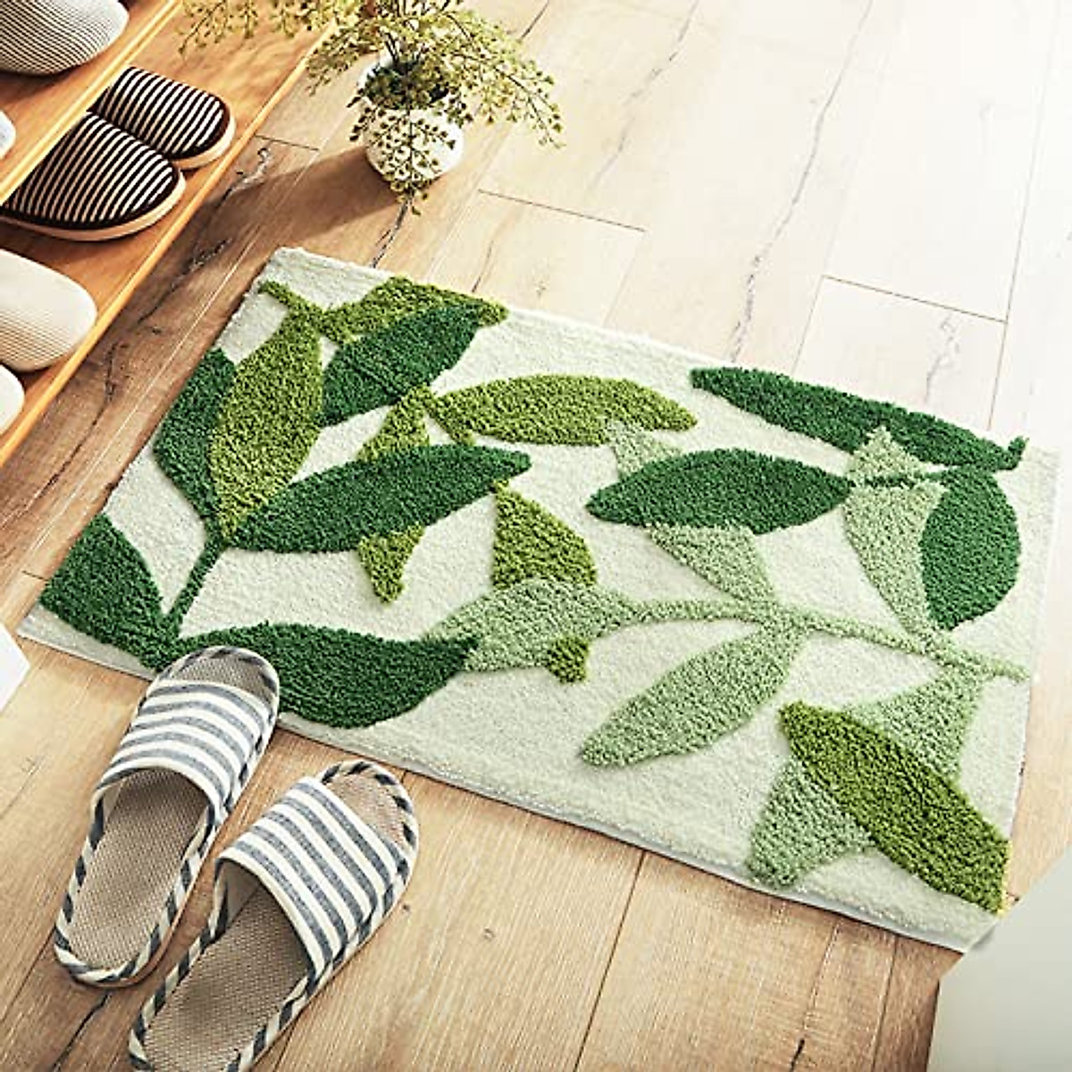 ZGXL Green Leaves Bath Mats Bathroom Rugs Non-Slip Soft Microfiber Absorbent Machine Washable Entrance Doormat for Bathroom Floor Tub Shower 17.5 X 25.5 Inches