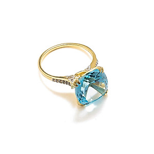 YoTreasure 8.73 ct. t.w. Sky Blue Topaz Chunky Ring 10kt Yellow Gold