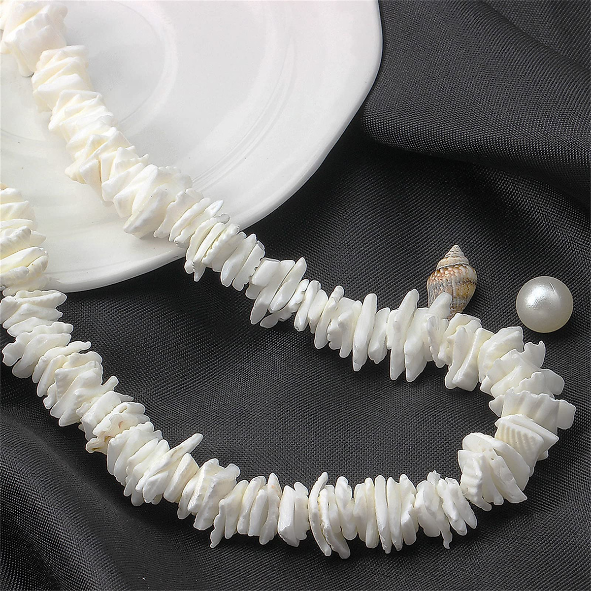2/3 Pcs Puka Shell Necklace for Men Surfer Necklace Mens Beaded Necklaces Outer Banks White Necklace for Women Colorful Summer Seashell Choker Black Beach Necklaces set Coconut Shell Hawaiian