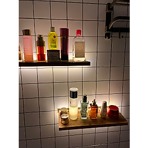 Floating Shelves for Wall Decor Wood Wall Mounted Shelves with LED Lights Set of 2, Sturdy Rustic Wood Shelves Farmhouse Shelf Hanging for Bedroom, Bathroom, Living Room, Kitchen (Battery powwer)