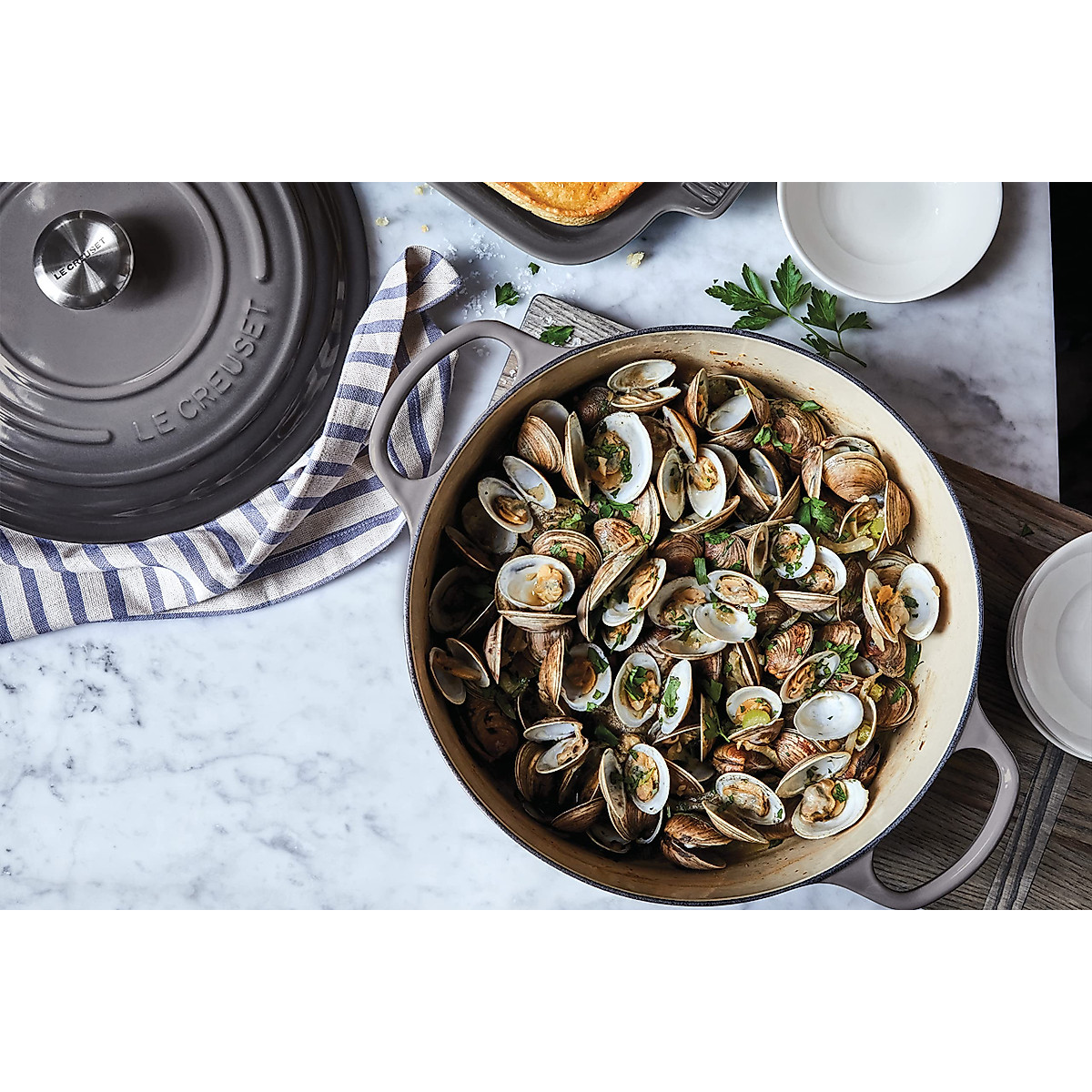 Le Creuset Enameled Cast Iron Signature Round Dutch Oven, 3.5 qt. , Oyster