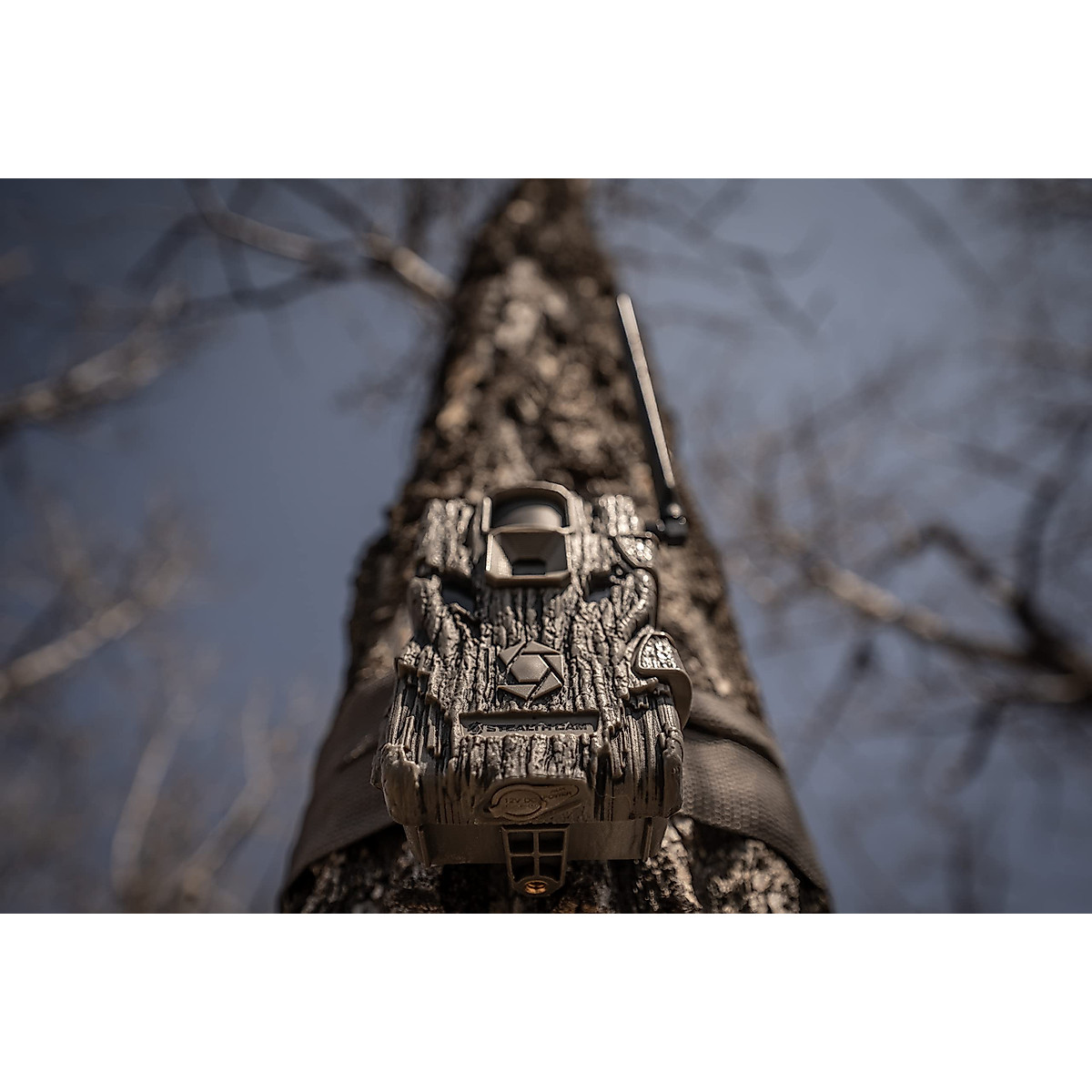 Stealth Cam Fusion X Verizon 26 MP Photo & 1080P at 30FPS Video 0.4 Sec Trigger Speed Wireless Hunting Trail Camera - Supports SD Cards Up to 32GB, Multi