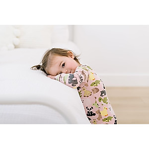 KicKee Print Footie with Zipper, Fitted Long Sleeve Pajamas, Ultra Soft Everyday One-Piece Loungewear, 90s (Baby Rose Too Many Stuffies - 12-18 Months)