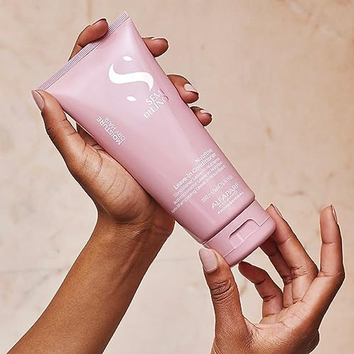 Alfaparf Milano Semi di Lino Moisture Nutritive Shampoo and Conditioner Set for Dry Hair - Sulfate Free Moisturizing Shampoo and Conditioner - Safe on Color Treated Hair - Adds Shine and Softness