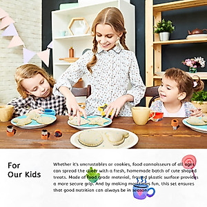 8PCS Sandwich Cutter and Sealer Set, Bread Sandwich Decruster, Uncrustables Maker, Pancake Maker DIY Cookie Cutters for Kids, Great for Lunchbox and Bento Box, Round Heart Star Mickey Press Mold