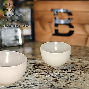 LLY Small Tea and Liquor Cups, Natural Jade Cup Kung Fu Teacups, One Ounce Capacity, A High-Grade Gift for Business and Ceremony (Suet Jade)