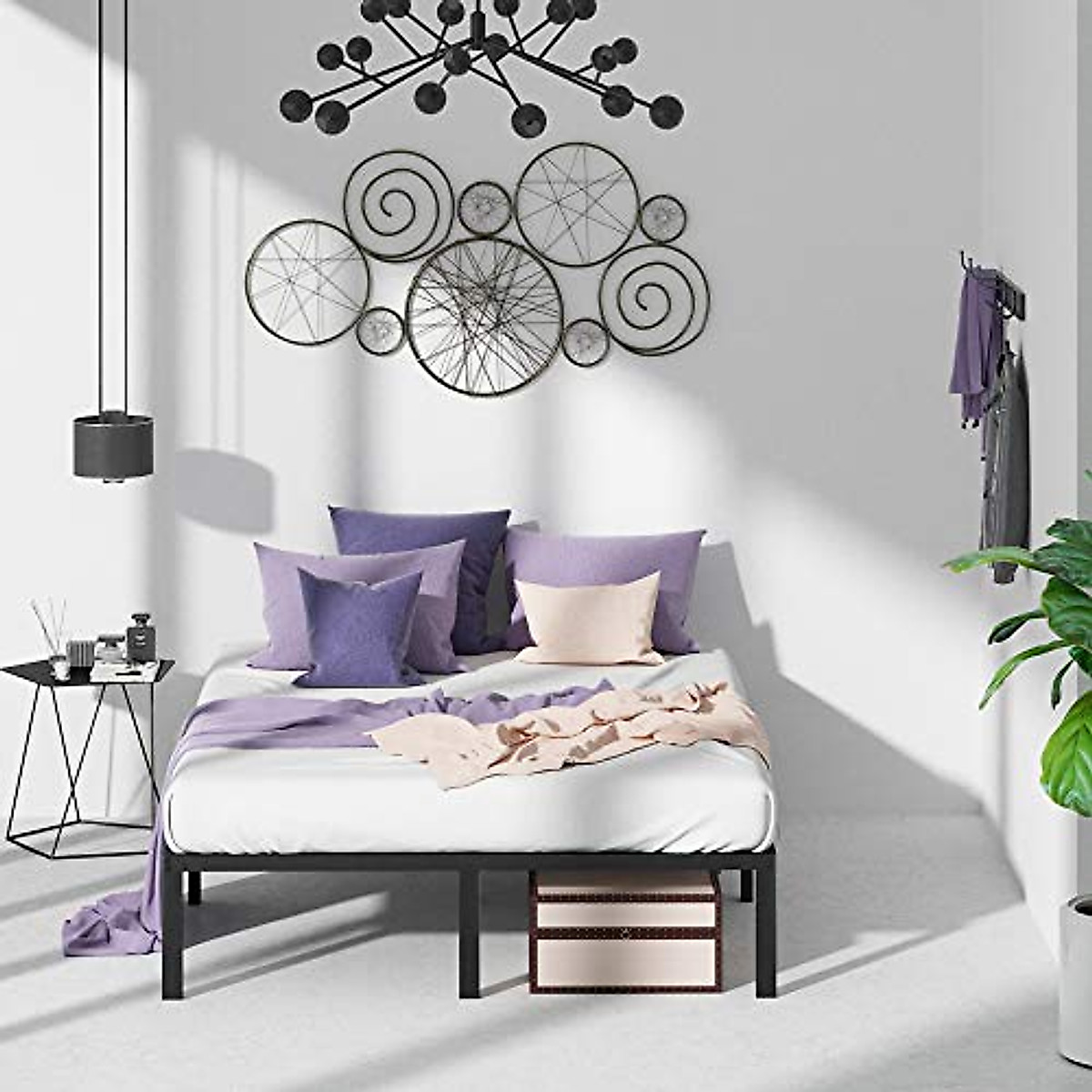 ZINUS Yelena 14 Inch Metal Platform Bed Frame / Steel Slat Support / No Box Spring Needed / Easy Assembly, Queen