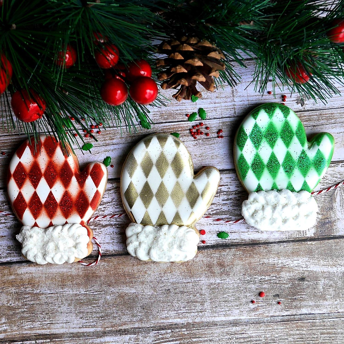 Sweet Cookie Crumbs Mitten Cookie Cutter - Stainless Steel - Dishwasher Safe (Mitten 3 Piece)