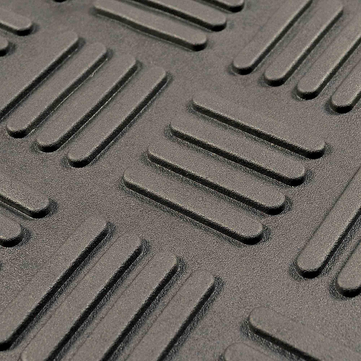 FANMATS - 11413 NBA Los Angeles Lakers Vinyl Medallion Door Mat , 19"x30"