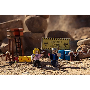 Roblox Action Collection - Zombie Attack Playset [Includes Exclusive Virtual Item]