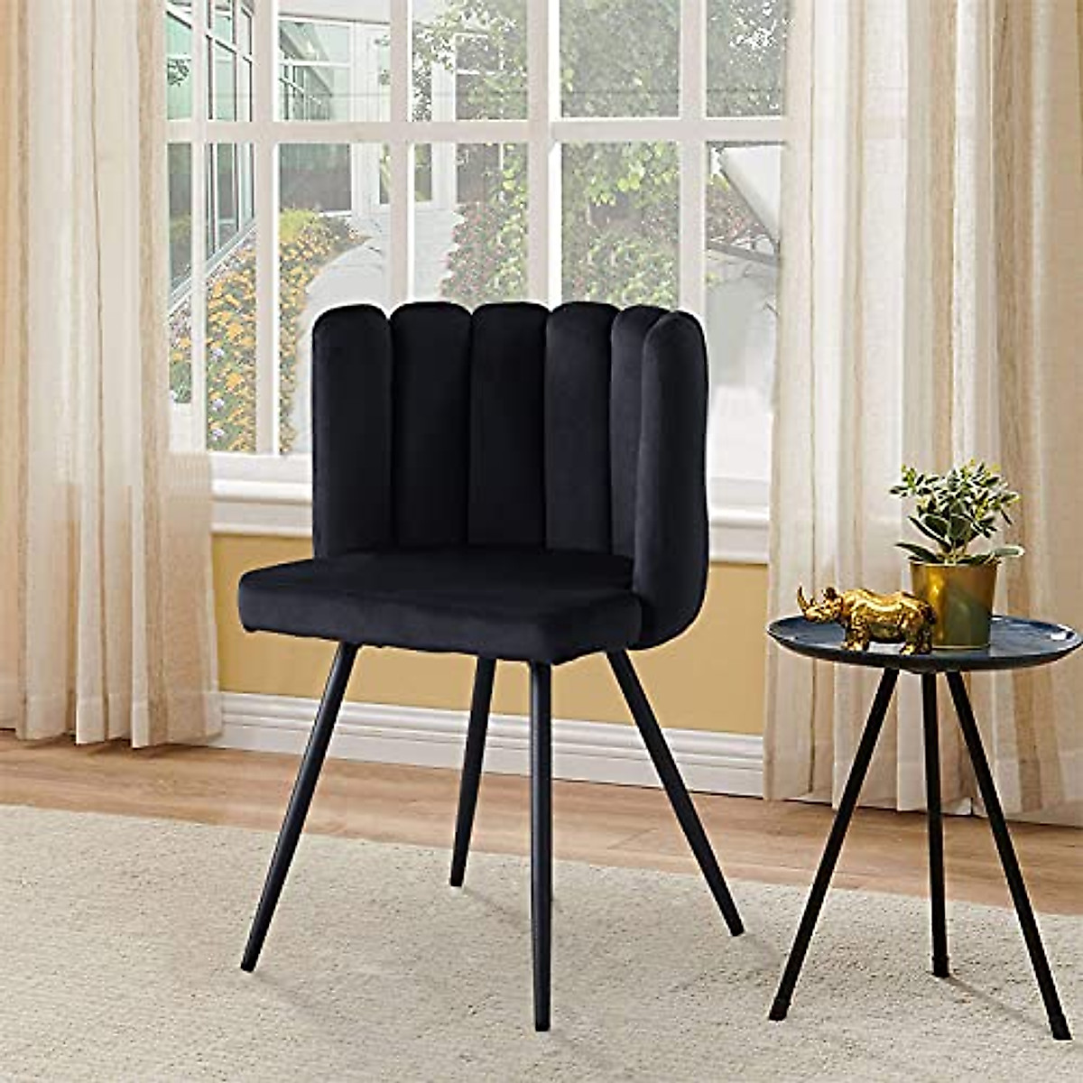 TUKAILAi Cute Petal Dining Chair, Modern Velvet Accent Chair with Shell Shaped Backrest, Thick Padded Seat and Black Metal Legs, Leisure Tub Chair for Kitchen Bedroom Living Room (Black)