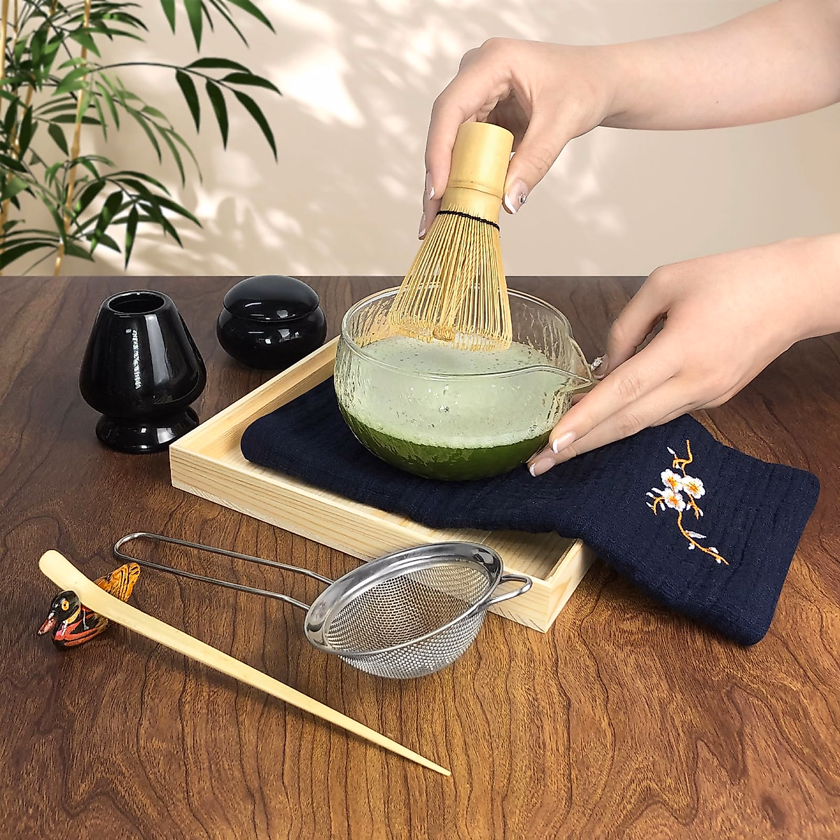 Artcome Japanese Matcha Tea Set, Glass Matcha Bowl with Pouring Spout, Bamboo Whisk, Ceramic Whisk Holder, Wooden Case, Handmade Matcha Ceremony Kit For Japanese Tea Ceremony (Black)