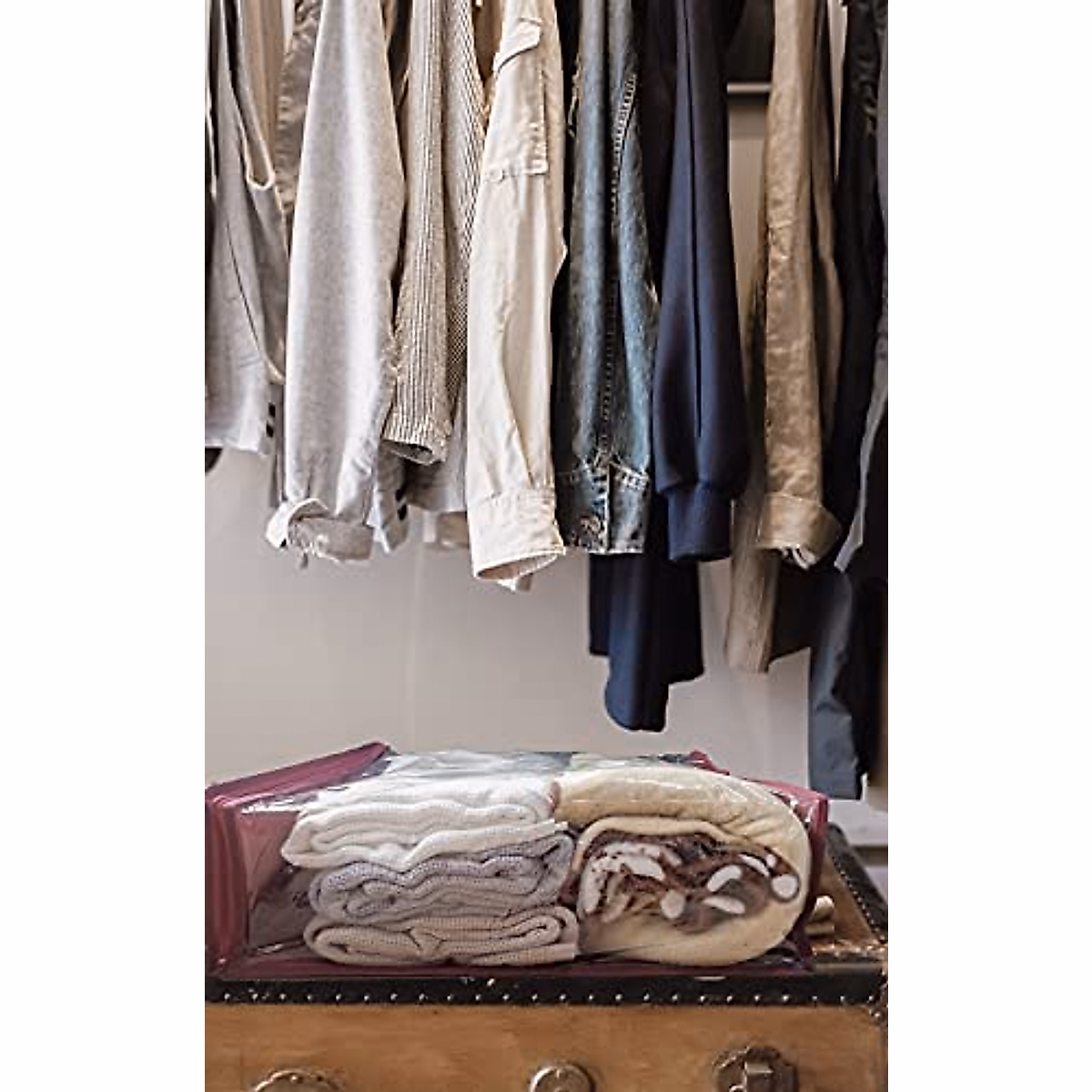 ANVI HOME Clear Vinyl Zippered Storage Bags with Handle 15x18x6 Inch Pack of 12 for Blanket, Linen, Sweater, Bed Sheet, Quilt, Clothes, Pillow, Comforter, Foldable