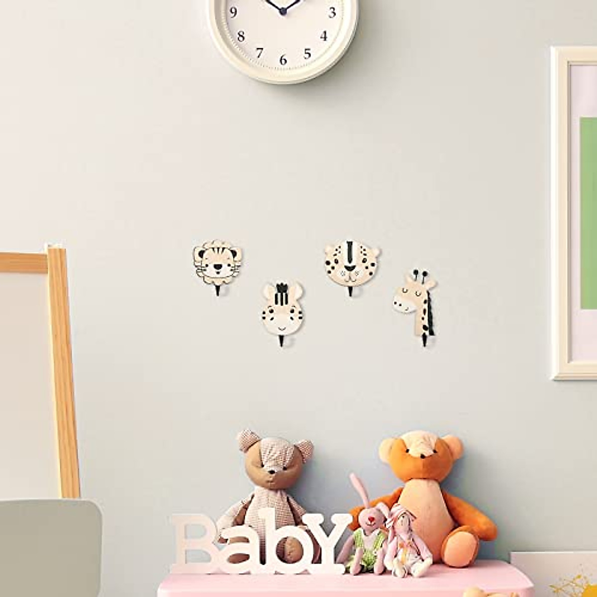 4 Pcs Safari Animal Wall Hooks Decorative Wall Hooks Kids Wall Hooks Decorative Wooden Jungle Animal Wall Hooks Animal Nursery Hooks Wood Giraffe Lion Hanger for Nursery Bathroom Bedroom Home Decor