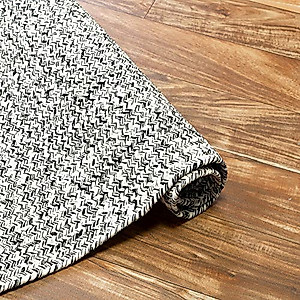 Super Area Rugs Farmhouse Braided Rug Cotton Kitchen Reversible Carpet, Black & White, 2' X 3' Oval