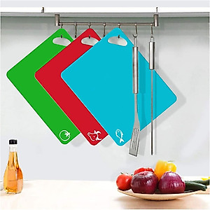 iplusmile Cutting Board Mats Set, Countertop Chopping Block Flexible Plastic Kitchen Chopping Board Colored Mats for Fruit Vegetables Meat, Dishwasher Safe, Set of 4