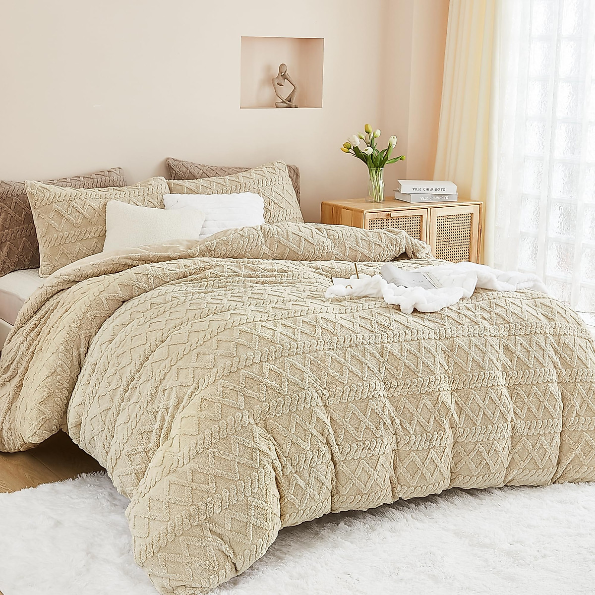 Andency Beige Cream Fleece Duvet Cover Set King Size, 3 Pieces Boho Flannel Fuzzy Fluffy Faux Fur Comforter Cover for Winter, Soft Shaggy Plush Cozy Sherpa Bedding Set