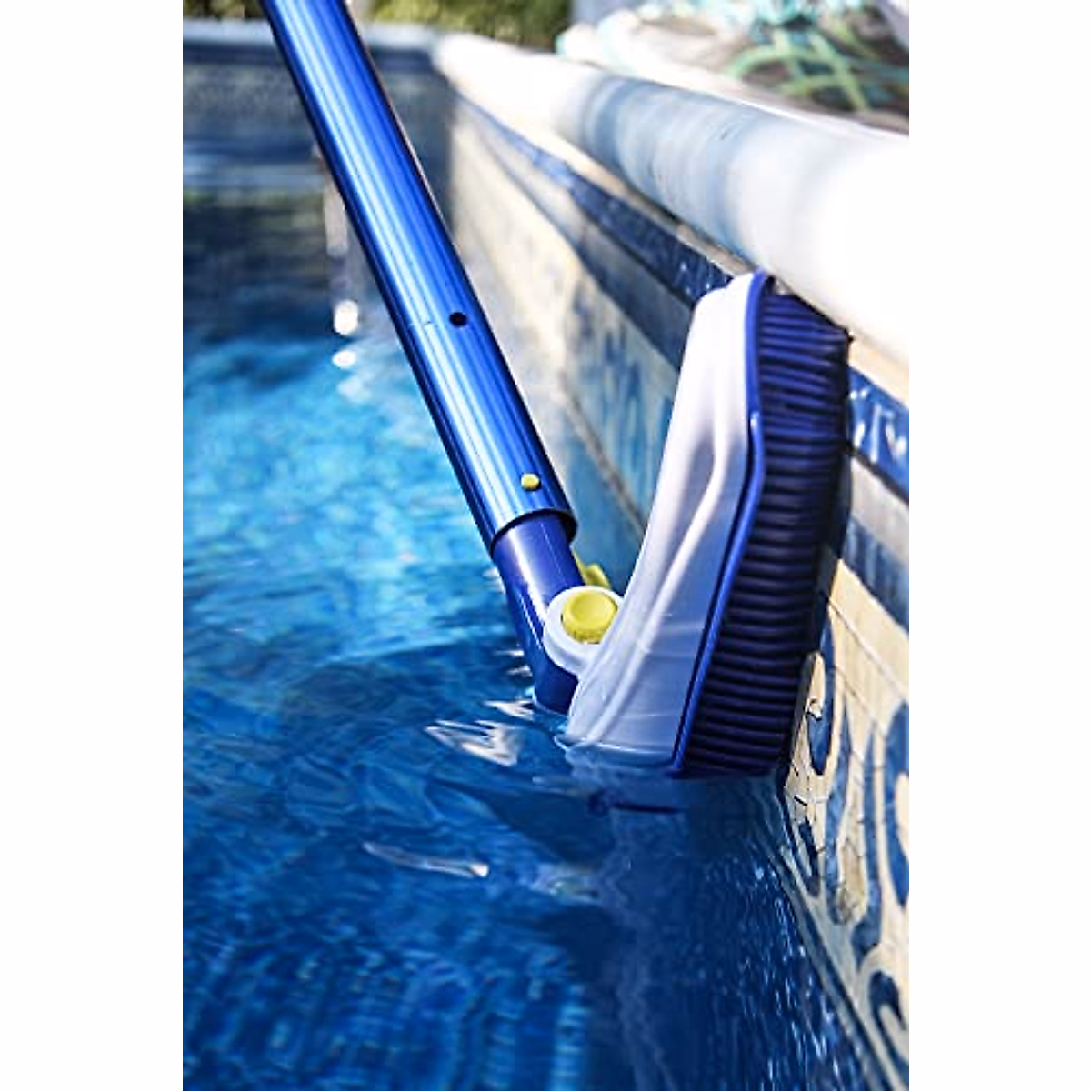 Aqua EZ 16-in Rubber Bristled Pool Wall Brush Safe for Vinyl, Fiberglass, Plaster and Concrete Surfaces