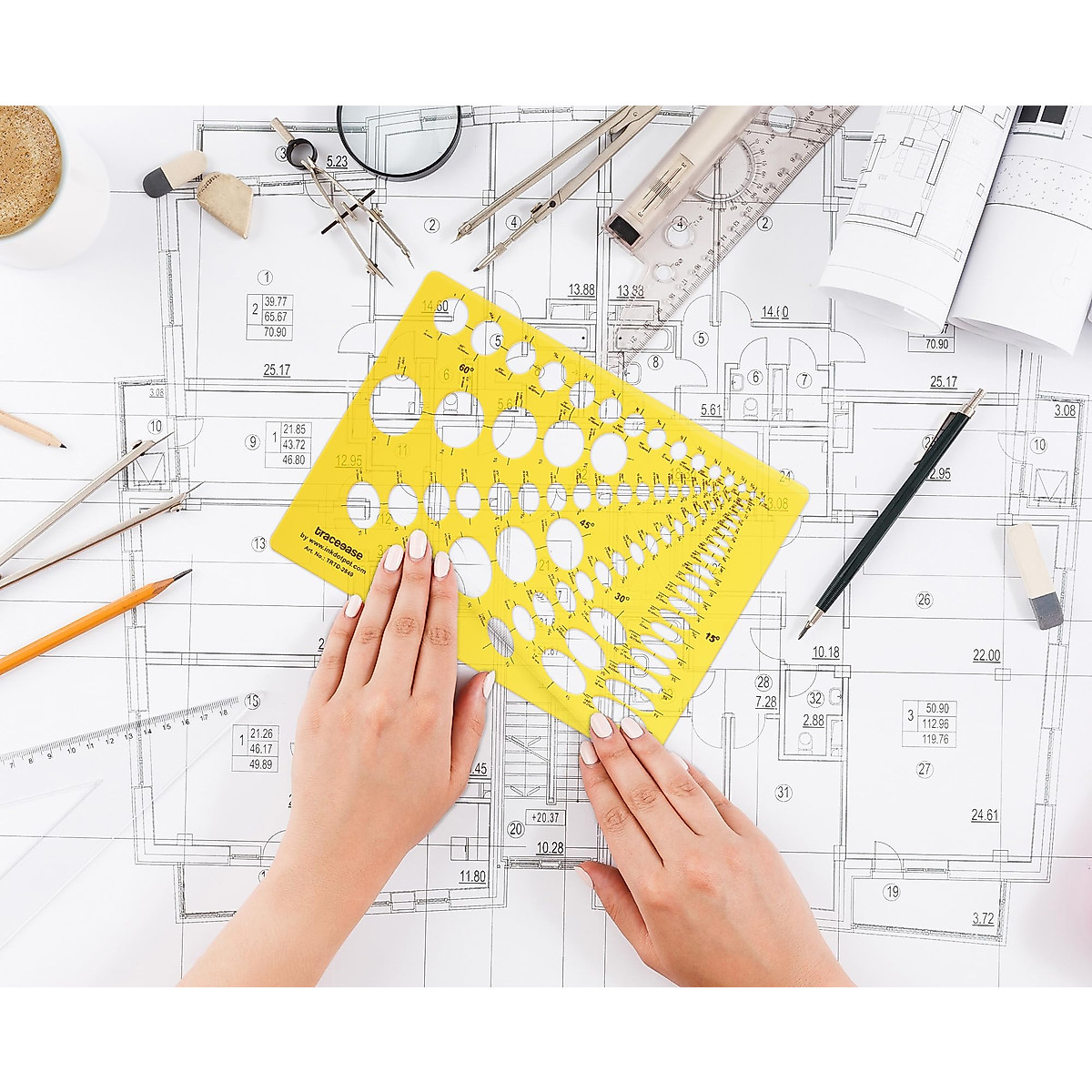 Traceease Trace Simple Trace Stable, 30 Degree Triangle Quilting Ruler and Quilting Template, All Purpose Acrylic Tool for DIY Design Shaped Angular Stencils, 13.9 cmx 22.8 cm