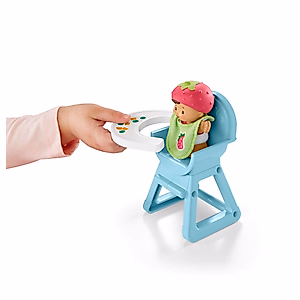 Fisher-Price Little People Snack & Snooze 7-Piece Play Set, Early Role-Play Toy for Toddlers and Preschool Kids Up to Age 5