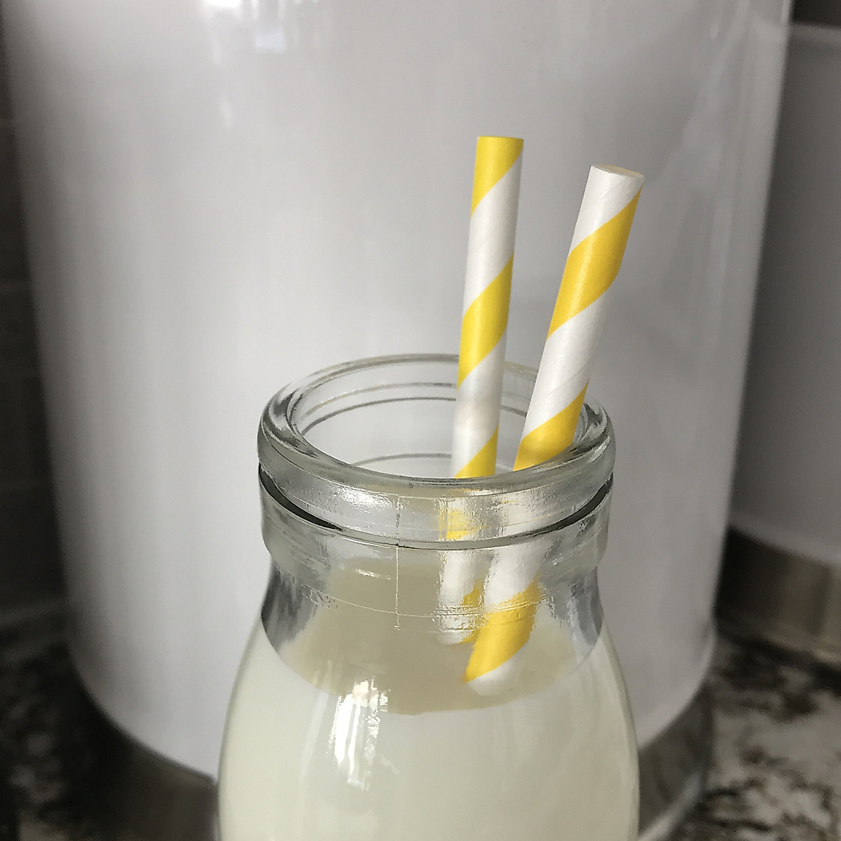 Outside the Box Papers Yellow and Navy Blue Chevron and Stripe Paper Straws 7.75 Inches- 100 Navy Blue, Yellow