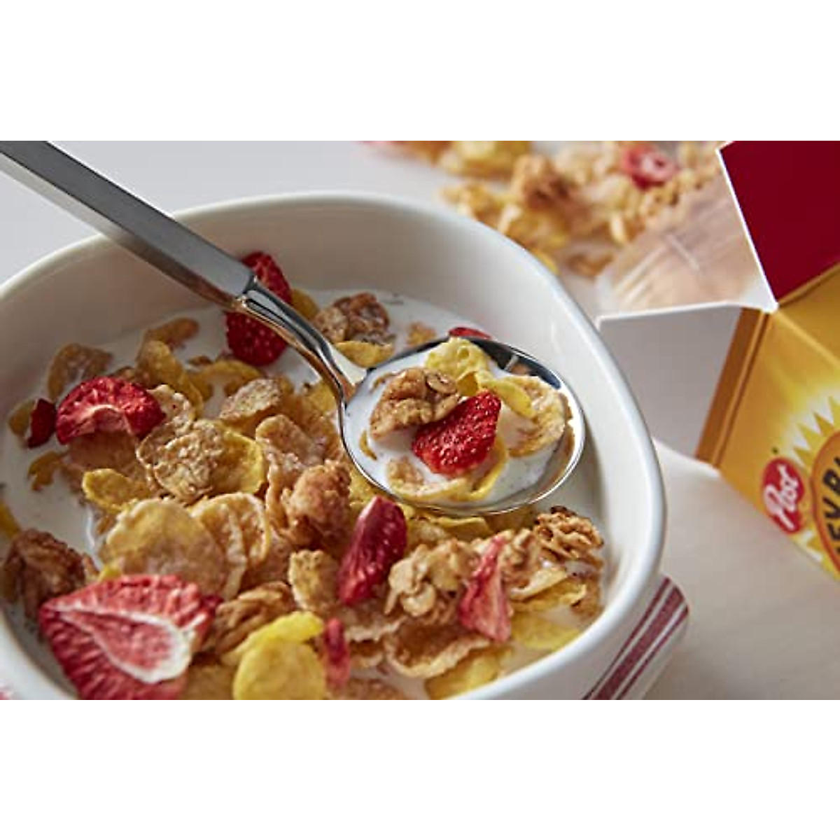 Honey Bunches of Oats with Strawberries Breakfast Cereal, Strawberry Cereal with Oats and Granola Clusters, 11 OZ Box