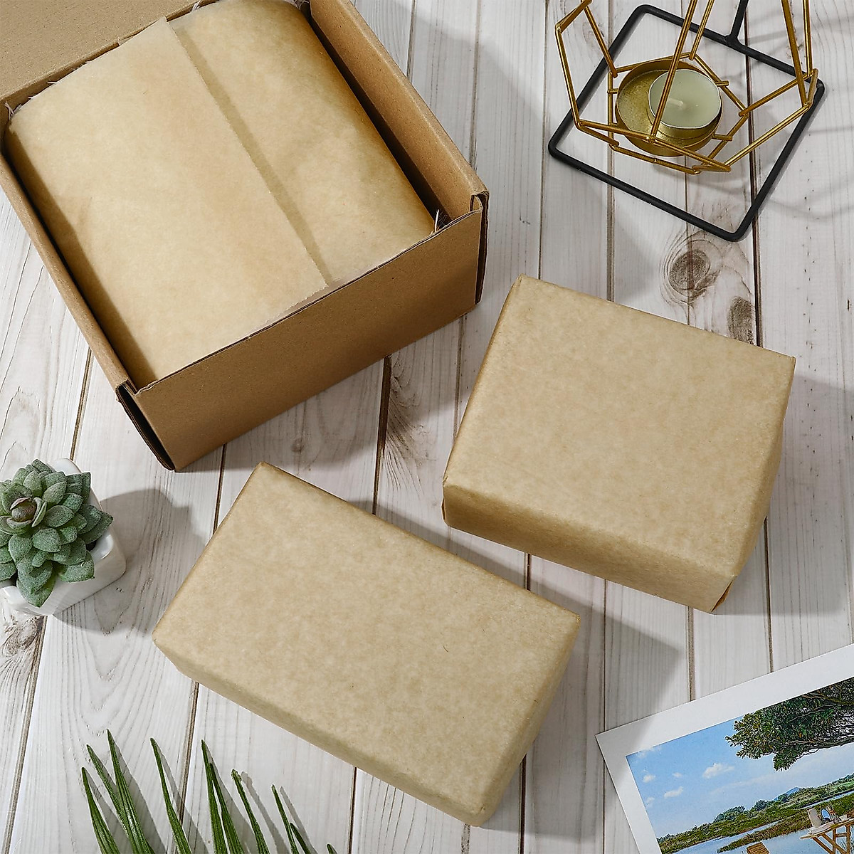 JarThenaAMCS 600 Sheets Kraft Tissue Paper Brown Gift Wrapping Paper Solid Color Decorative Art Craft Flowers Bouquet Packing Paper for DIY Crafts Wedding Birthday Party Home Decor, 14 x 20 Inch