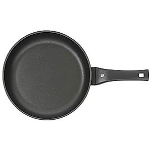 WMF Frying Pan-Set 2-Piece Coated Ø 24, 28 cm PermaDur Excellent Plastic Handle with Flame Protection Aluminium PermaDur Suitable for Induction Hobs Wash By Hand