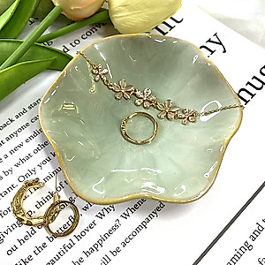 TIGERMILLION Ring Holder Dish, Ceramic Jewelry Trays, Leaf Shape Ring Dish for Bracelet Holder and Earring Organizer, Gift for Friends Sister Daughter Mother (Cyan①)