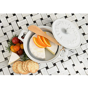 Creative Co-Op Brie Bakers with Lids & Wood Spreaders (Set of 2 Colors)