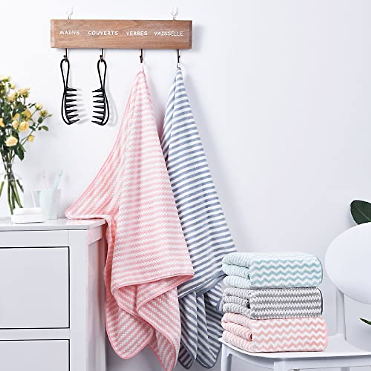 6 Pieces Wide Tooth Comb Black Salon Shower Comb Flexible Styling Comb Teasing Dentangler Comb Wide Spacing Teeth Comb Detangling Shampoo Comb for Long, Thick, Curly, Wet, Dry and Most Hair Types