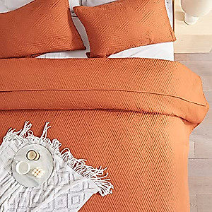 Haglurom Burnt Orange Queen Size Quilt Bedding Set-3 Pieces, Lightweight Soft Microfiber Bedspread/Coverlet-90''x98'' with 2 Pillow Shams, Luxurious Warm Summer Bed Quilt for All Seasons