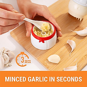 Sliq Garlic Crusher and Press with Peeler, Dishwasher Safe, BPA Free Garlic Smasher, Easy Garlic Mincer Tool, Multifunction Garlic Kitchen Gadget for Ginger, Herbs and Gifts
