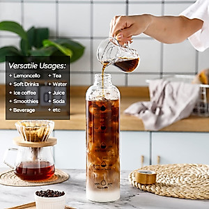 ZEBEIYU 32oz Glass Water Bottle,Borosilicate Glass Drinking Bottles with Time Marker,Bamboo lids,Felt Sleeve,Dishwasher Safe,Reusable,Leak-Proof,BPA Free for Office,Sports,Gym,Travel (Pack1)