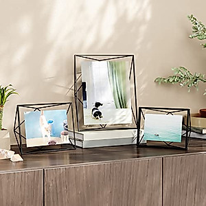 Umbra Prisma Picture Frame, 5x7 Metal Photo Display for Desk or Wall, 5" x 7", Black