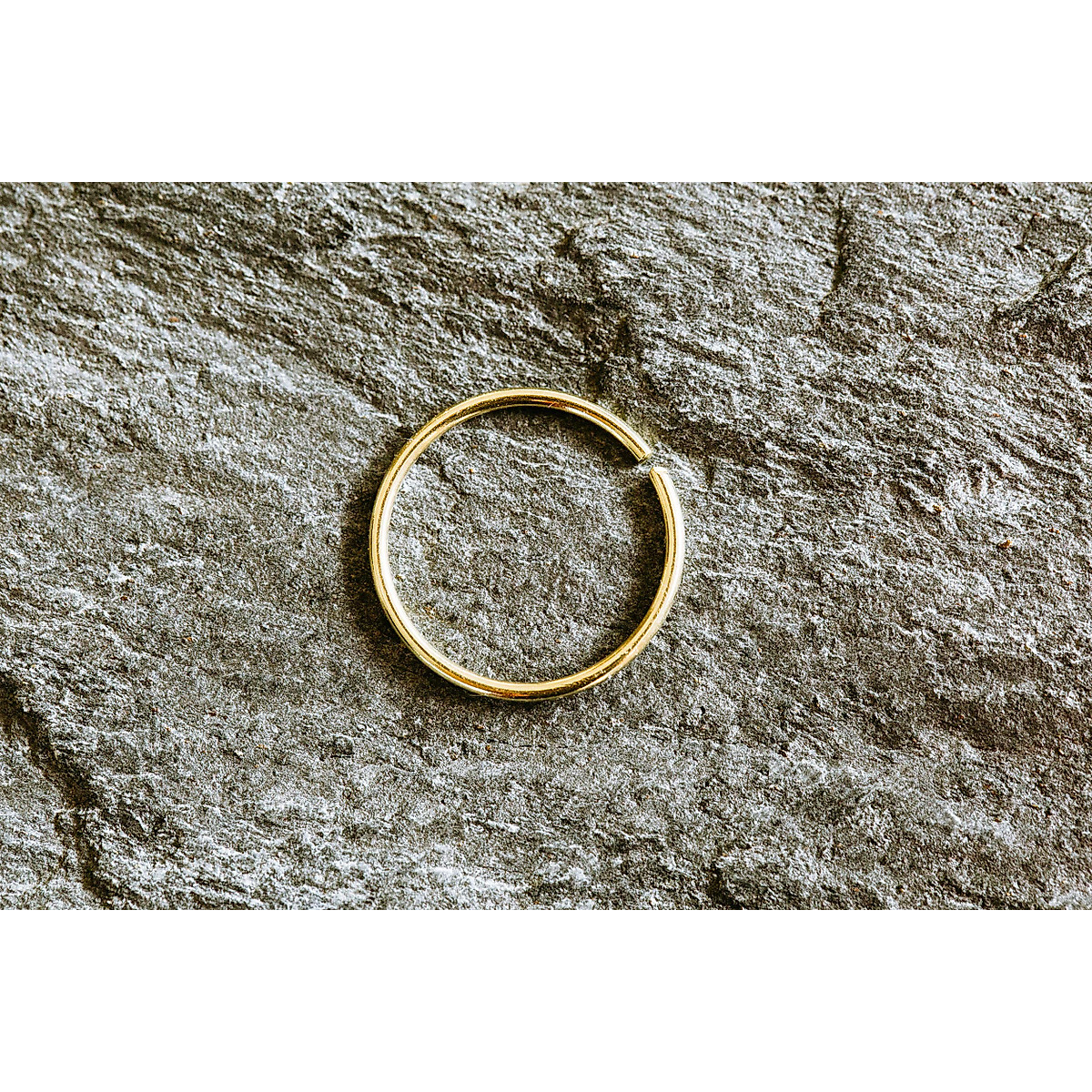 ONDAISY 10K Solid Gold Open Tragus Cartilage Snug Daith Helix Inner Outer Conch 6mm Round Large Big Tiny Small Thin Mini Face Nose Septum Hoop Ring Ear Piercing Earring For Women Girls Men